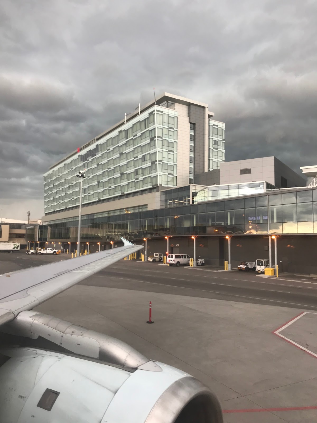 I Fly Calgary: Flight Review: Air Canada Business Class AC578/579 ...