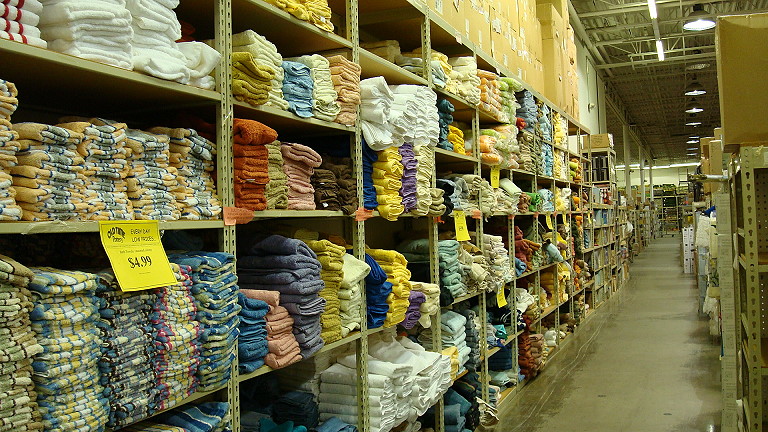 Review the World: Old Time Pottery (Forest Park, OH)