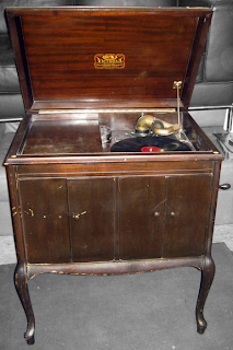 Uhuru Furniture & Collectibles: Victrola Record Player with Crank -- SOLD