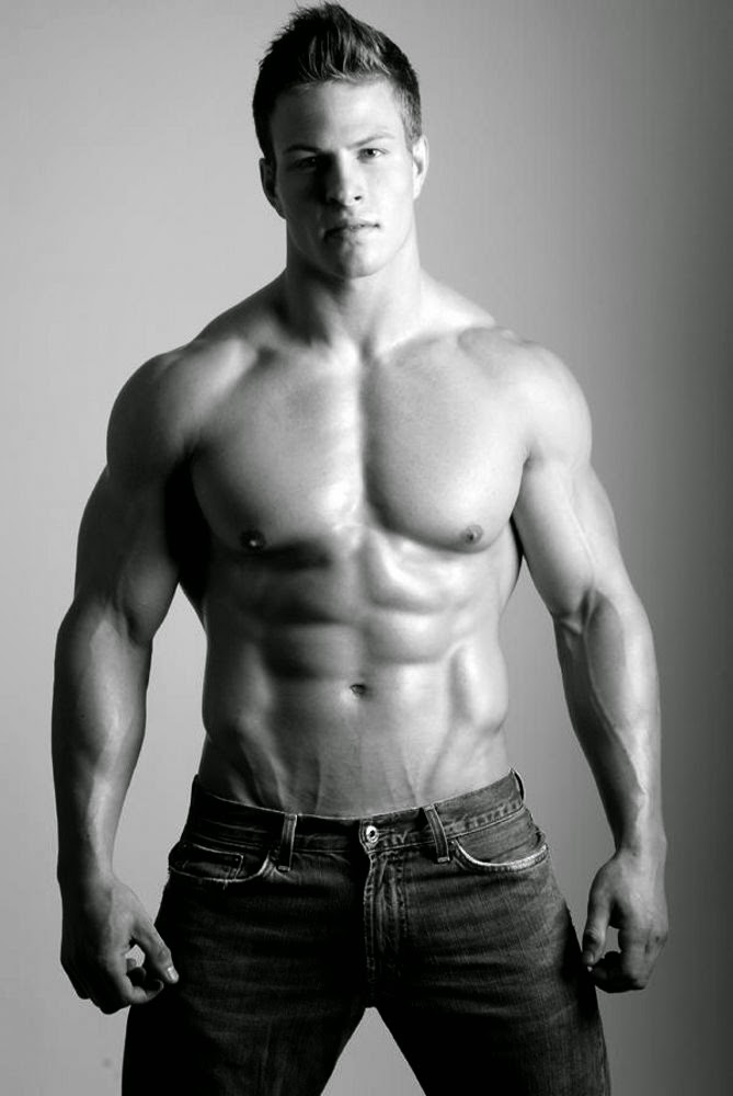 Daily Bodybuilding Motivation: MODEL STEFAN GATT