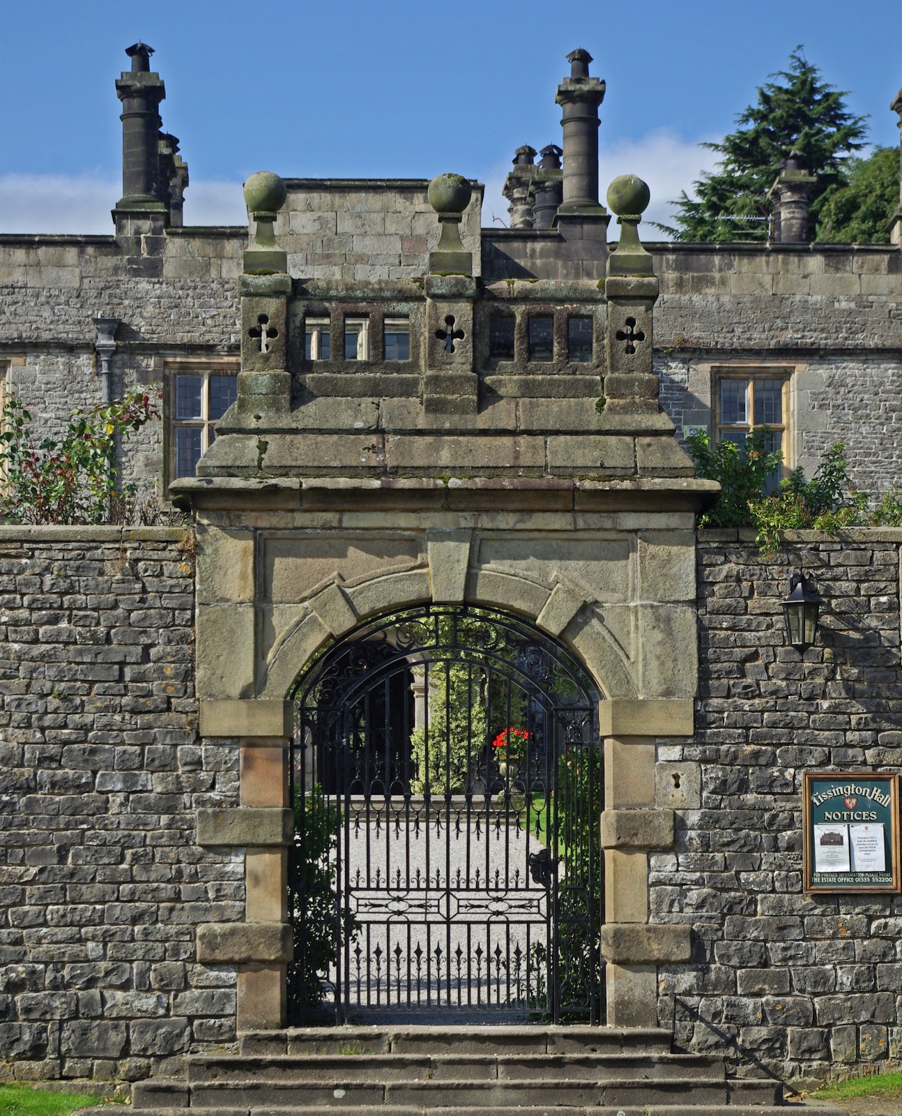 IMAGECAPTURER.: TISSINGTON VILLAGE.