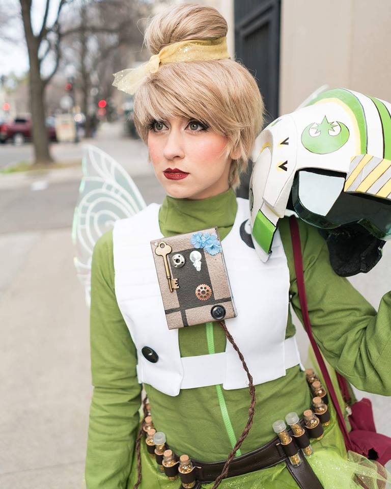 Calvin's Canadian Cave of Coolness: The Best Of November Cosplay