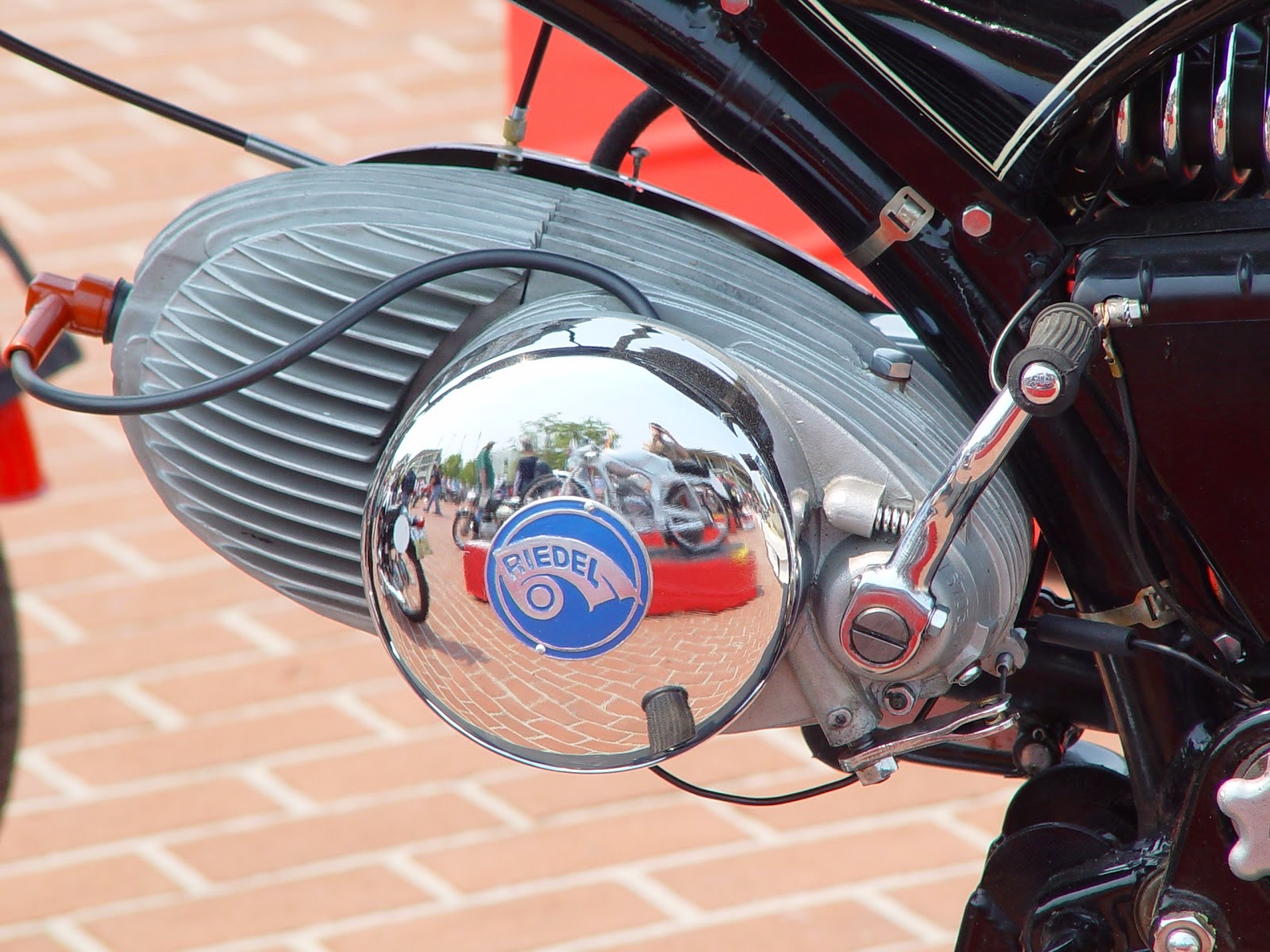 garage italiano: RIEDEL AG IMME R100