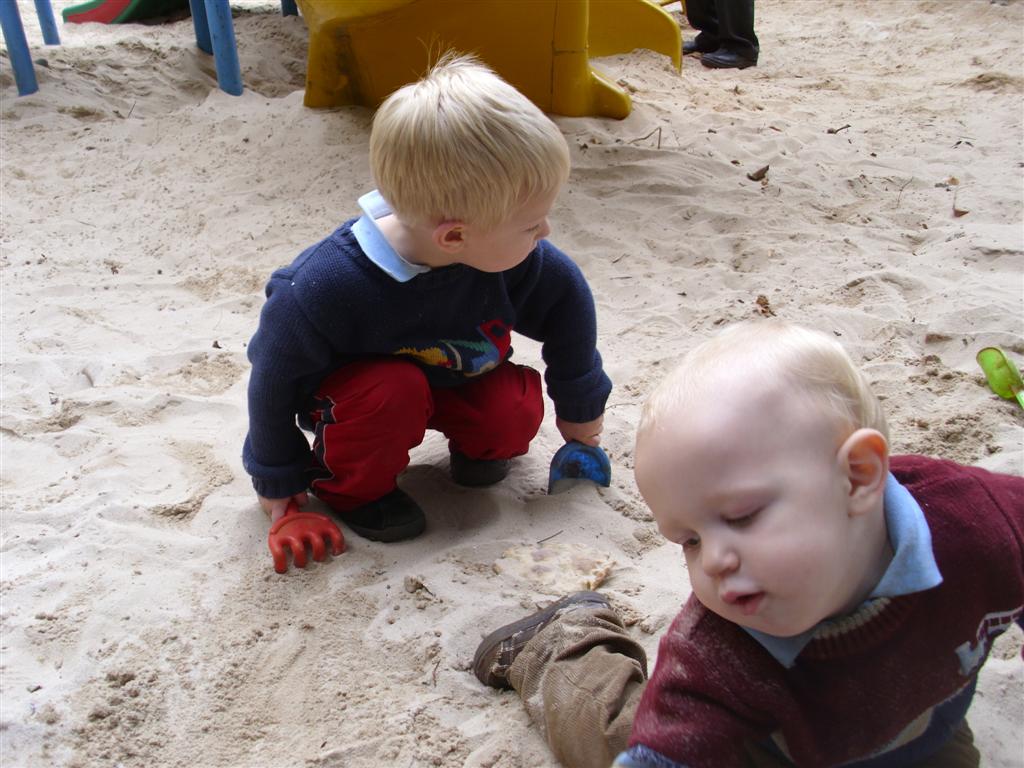 The Do-It-Yourself Mom: Dinosaur Themed Preschool Activity ...