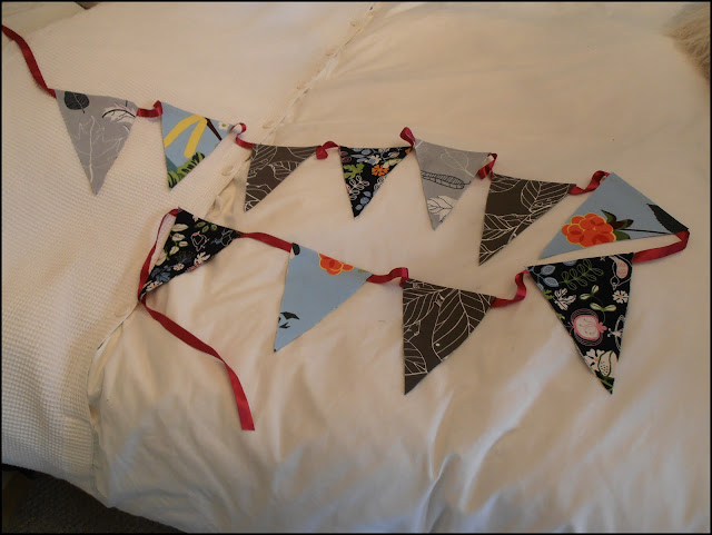 Doing It In Style: Super Cute "No sew" Bunting Tutorial