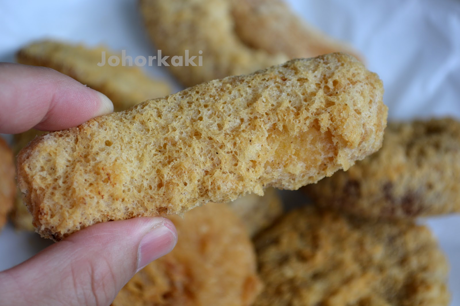 Fried Durian Puffs in Johor Bahru |Tony Johor Kaki Travels for Food ...