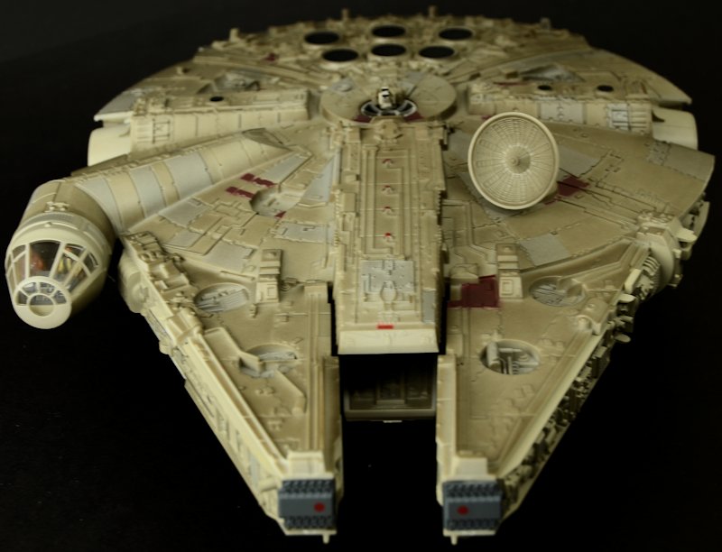 The Modelling News: Revell Easykit 1/72 Millenium Falcon review