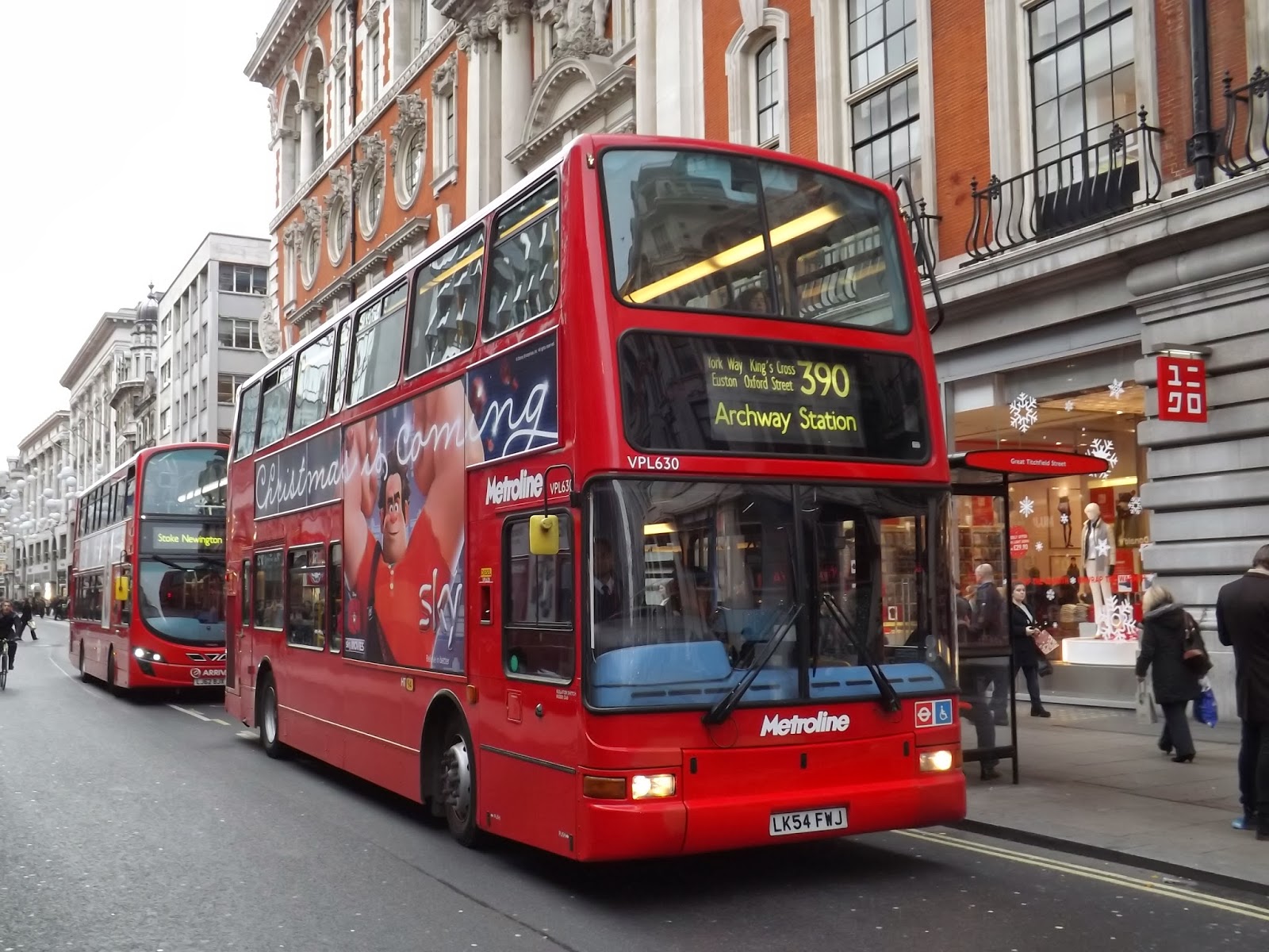 Londontransport3: Route 390 Converted to New Bus For London Operation