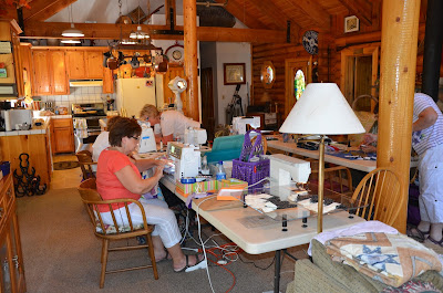 Sew'n Wild Oaks Quilting Blog: The Sew Knotty Quilters