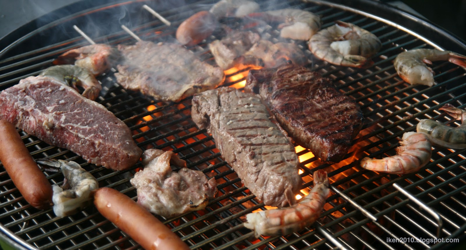 ohikendoit.: Outdoor Family Barbeque.