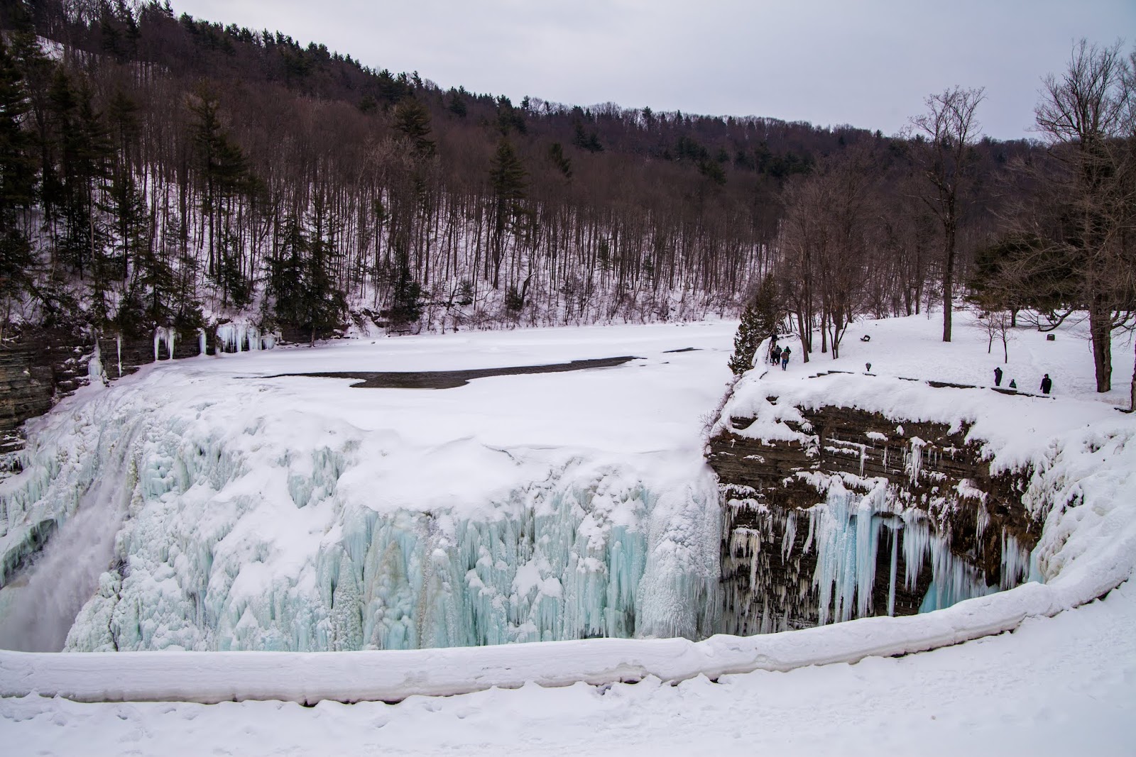 Ice Volcano in Letchworth State Park - Explore the World with Simon Sulyma