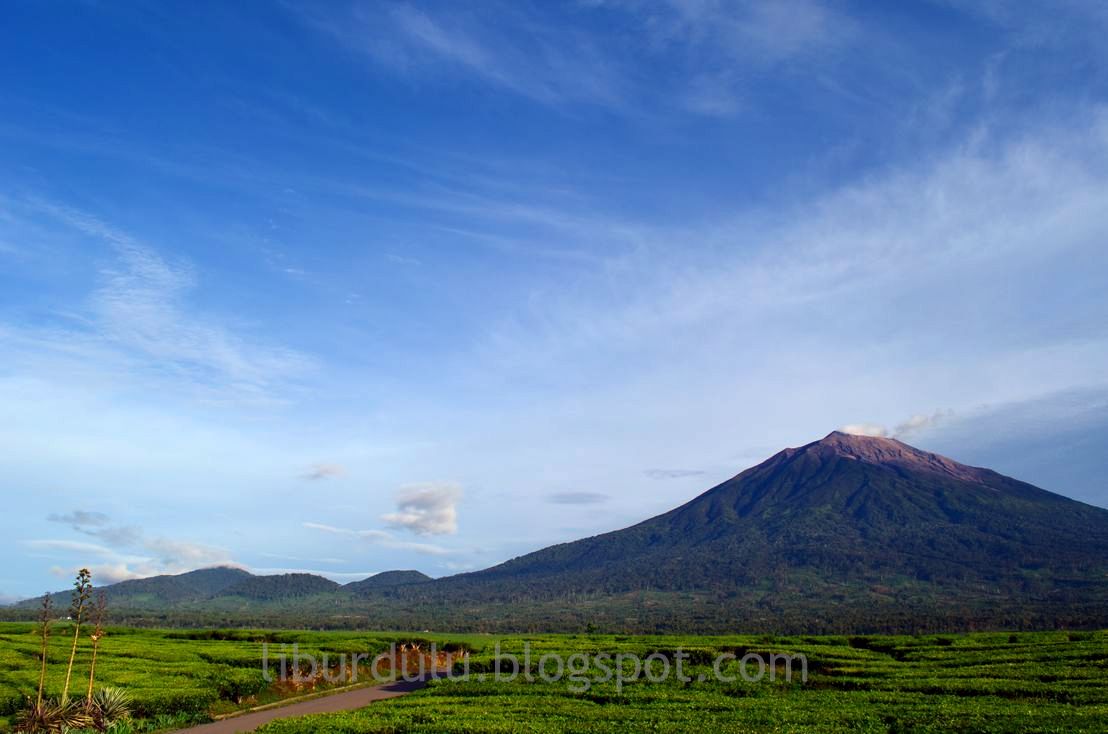 Travel Story: Climbing Mount Kerinci - The Highest Peak at Sumatera