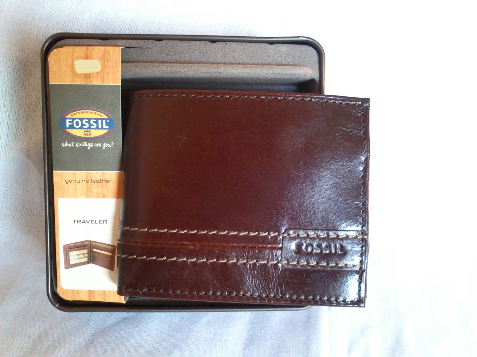 BRANDED ITEM FOR LESS: New Arrival of Fossil Mens Wallet