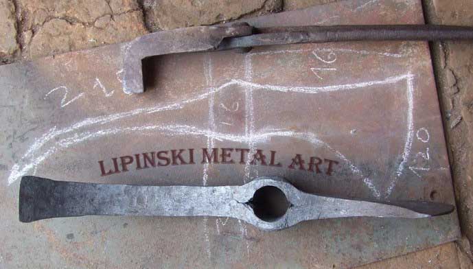 Lipiński Metal Art: Dolabra. Rzymski topór – kilof, Roman axe – pickaxe