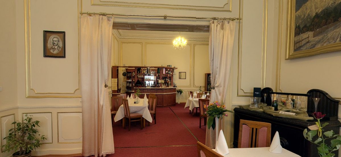 SCHLOSS NEUDECK ******** PAŁAC W ŚWIERKLAŃCU ******** UTRACONY SKARB ...