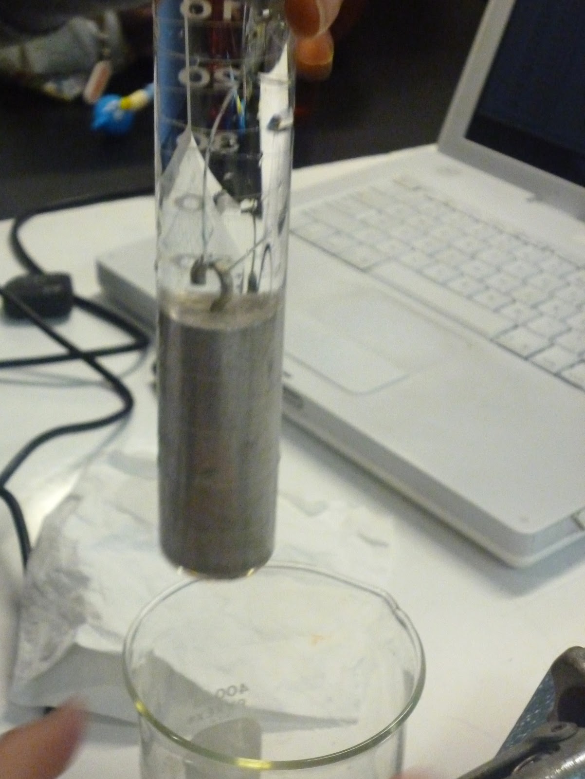 Physics 4C HYNyein: Experiment 1: Fluid Statics