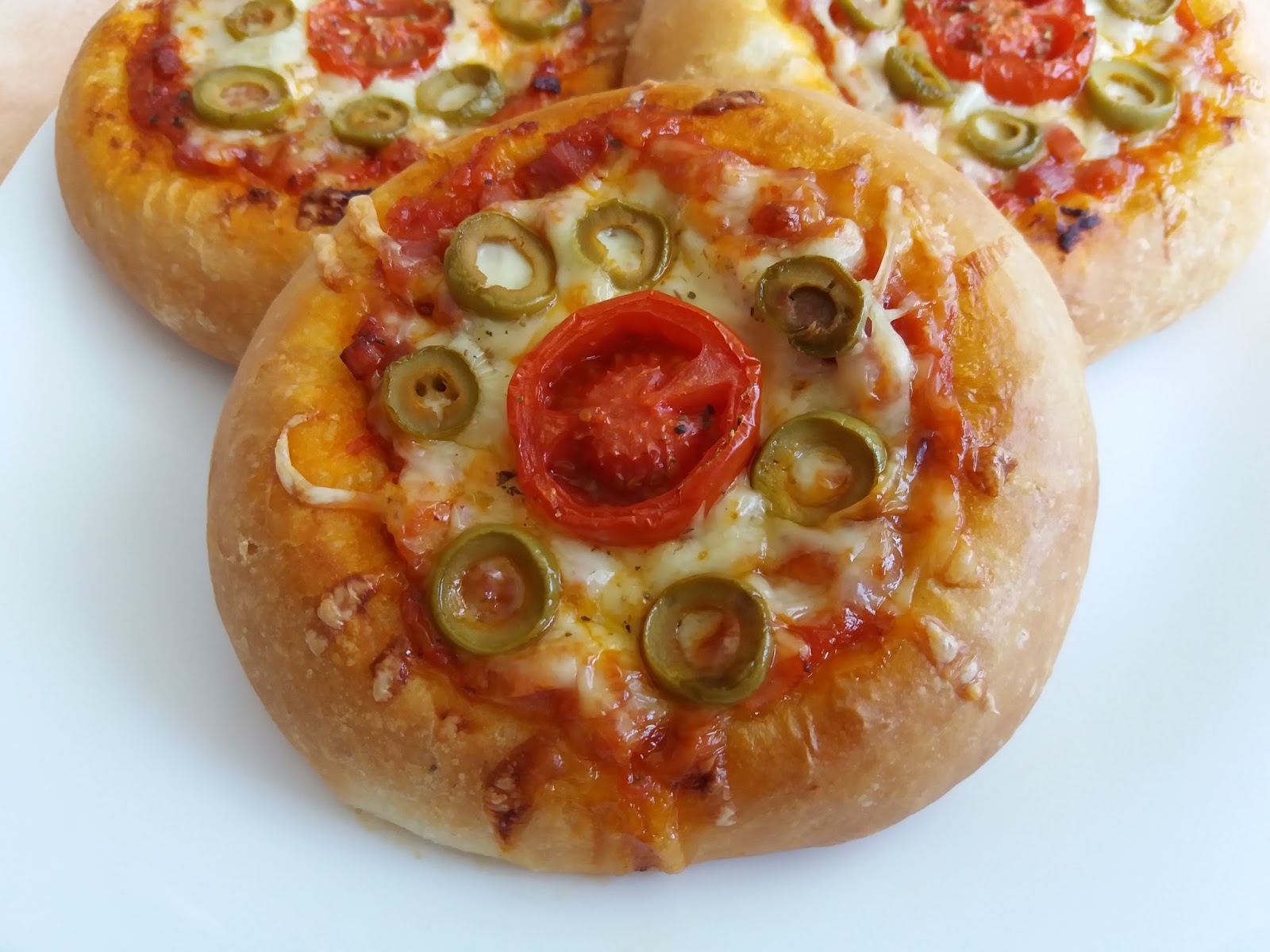 Moji najbolji recepti: Moji najbolji recepti - PIZZA POGAČICE