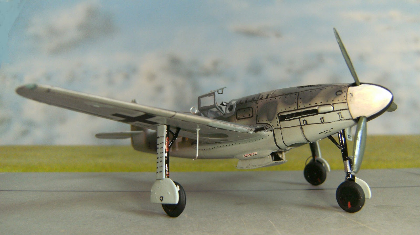Happyscale-Modellbau: Messerschmitt Me 309 P.13-246 - Huma models ...