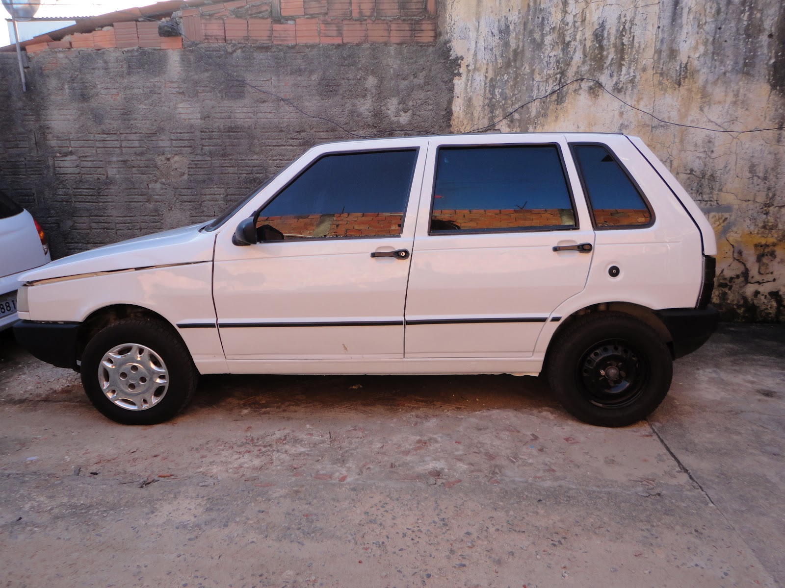 Fiat Uno Branco, 2003, kit GNV, Básica, R$ 12.000,00 ~ Pais & Filhos ...