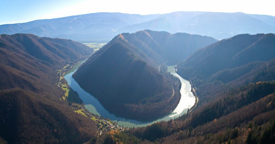 Društvo Godi mi: Meander na reki Dravi pri Fali