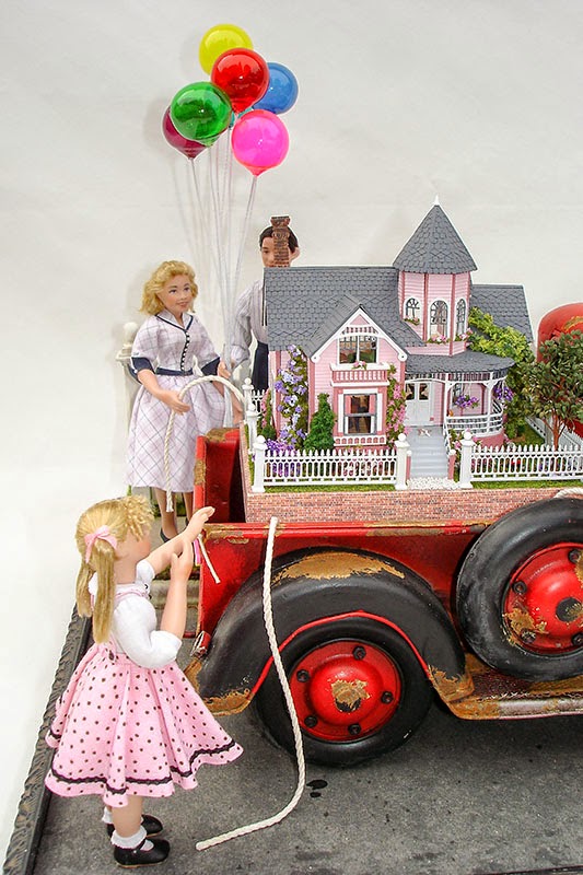 Good Sam Showcase of Miniatures: Exhibit: "Surprise!" by Connie Sauve