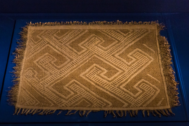 Encyclopédie de la mode gabonaise: Le panos nsambe vili