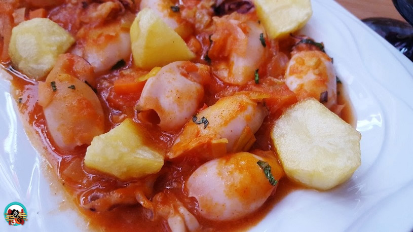 Chipirones en salsa - ¡Huele Bien!