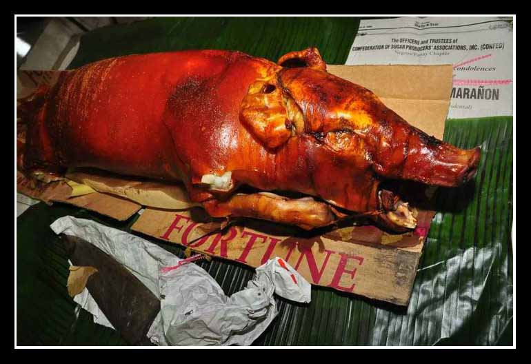 Brunch & More: Christmas Feast List: OH MY LECHON!!!
