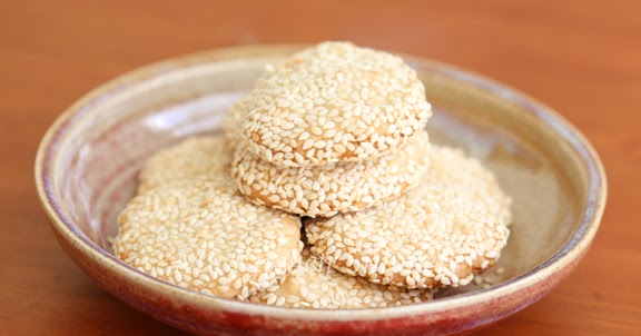 My Kitchen Snippets: Sesame Cookies