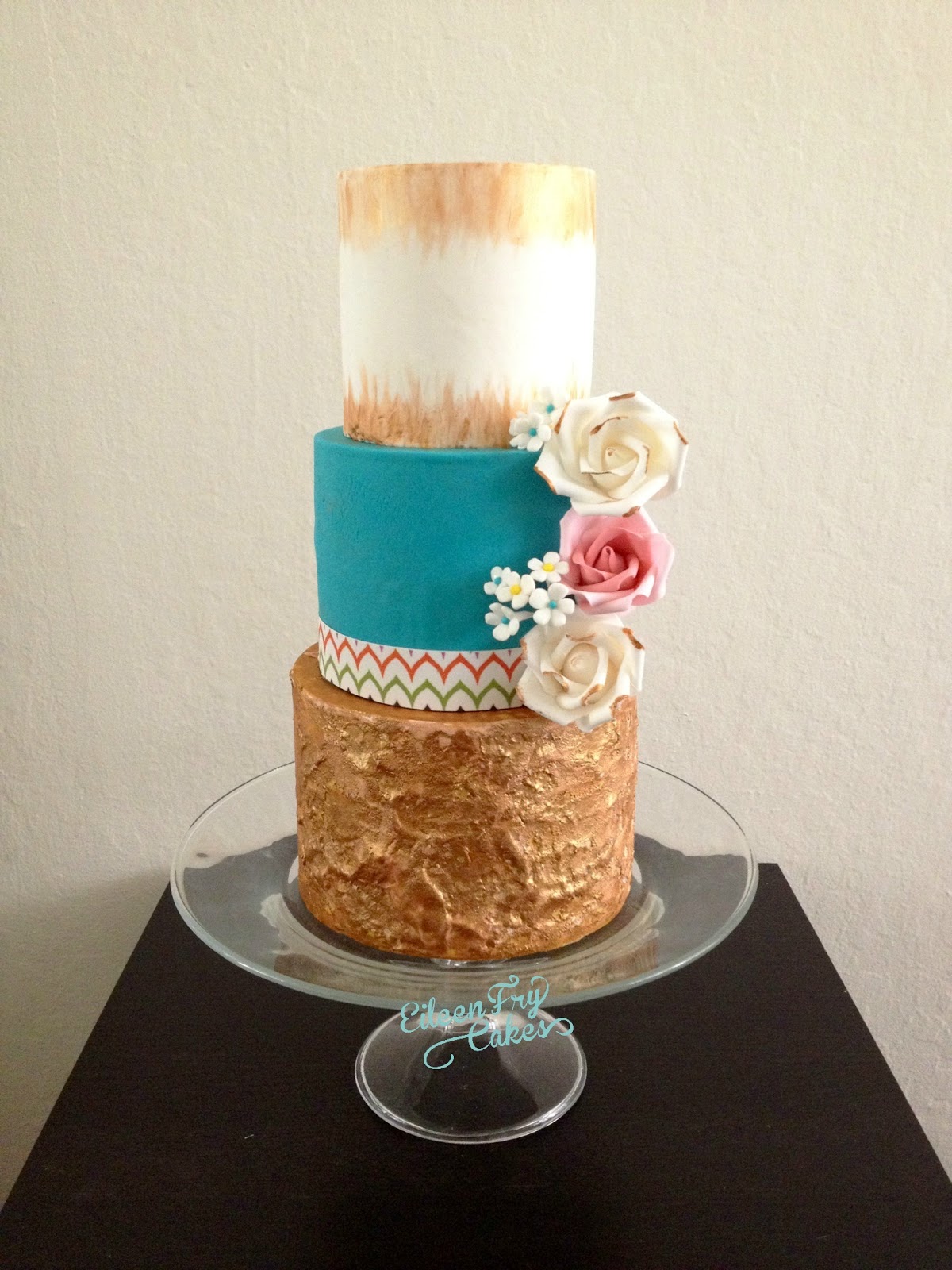 Eileen Fry Cakes: Gold and Turquoise cake