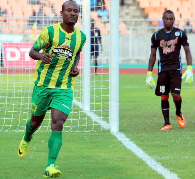 MAX SPORTS: YOUNG AFRICANS (YANGA): DONALD NGOMA NA TAMBWE KUKOSA MECHI ...