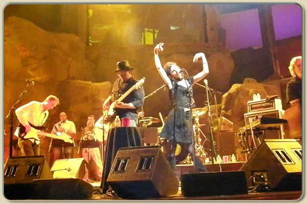 cleveland854321: THINKING ABOUT MUSIC