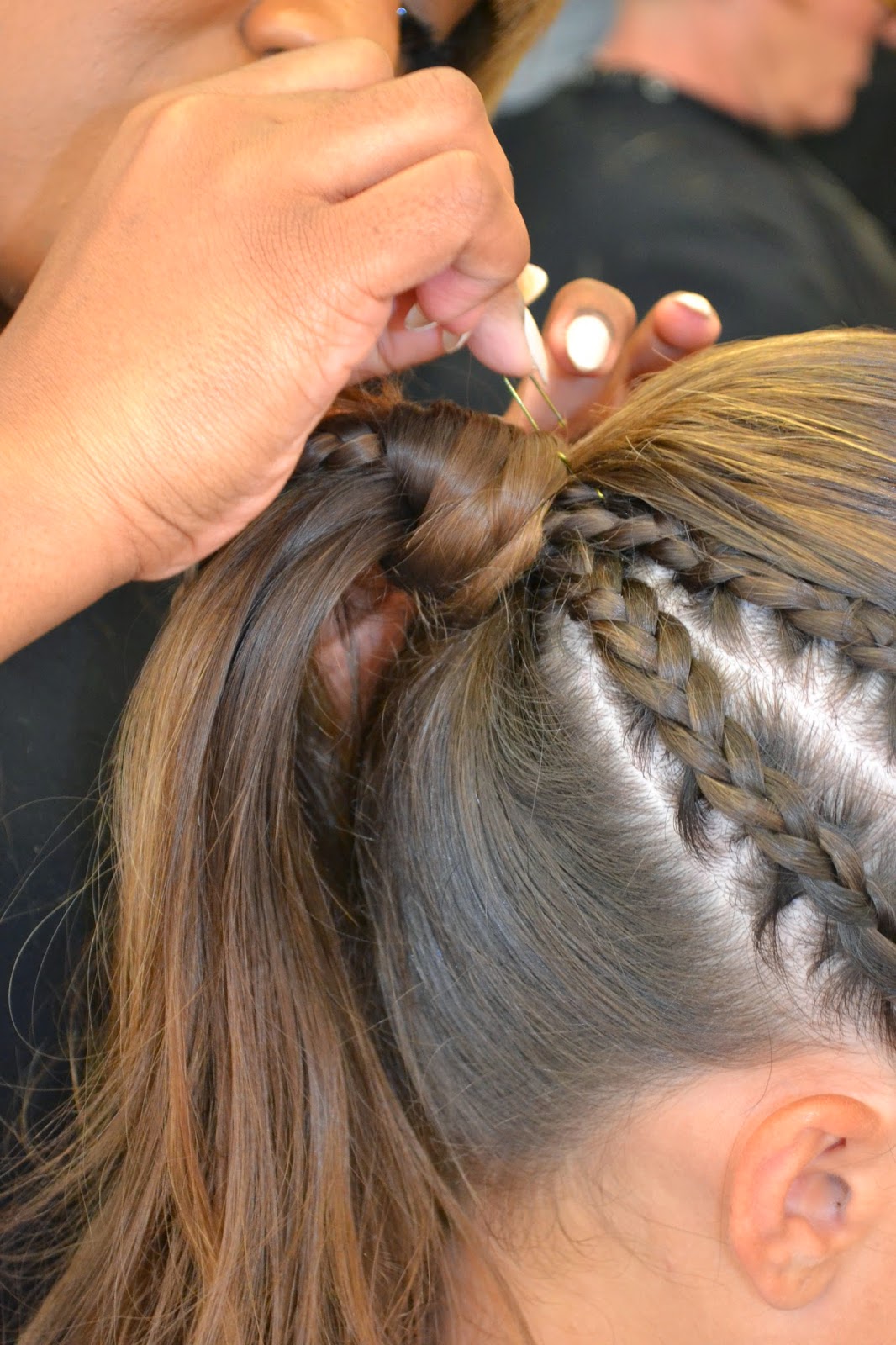 beauty girl musings: hair therapy {how-to}: Tri-look Ponytail