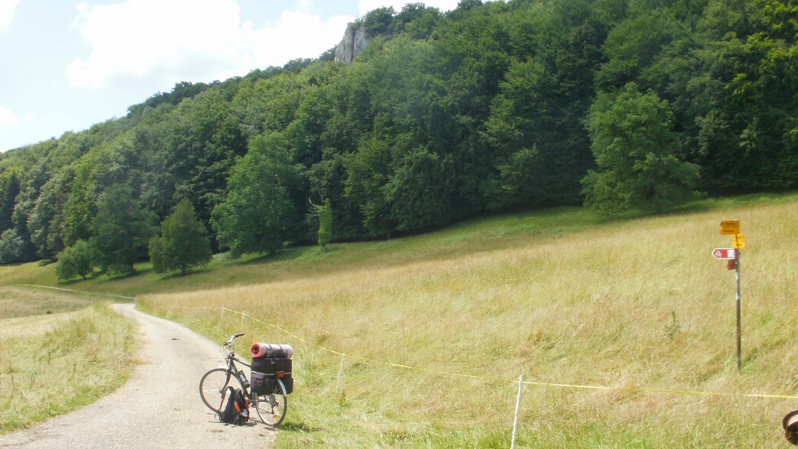 EXCURSII CU BICICLETA: Elvetia