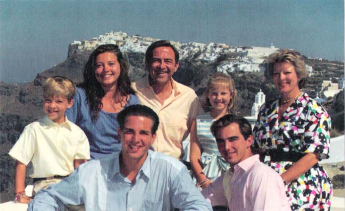 Η ΕΛΛΗΝΙΚΗ ΒΑΣΙΛΙΚΗ ΟΙΚΟΓΕΝΕΙΑ/THE GREEK ROYAL FAMILY: ΒΑΣΙΛΙΣΣΑ ΑΝΝΑ-ΜΑΡΙΑ
