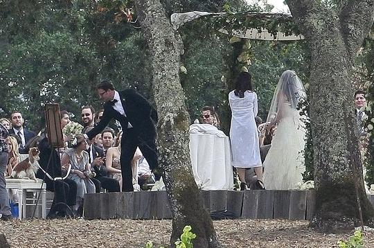 Photos Of Seth Rogen & Lauren Miller's Wedding!