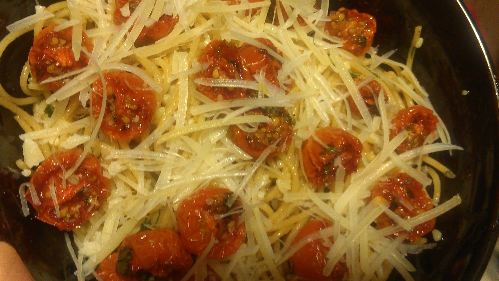 Life According To Lydia: Cooking with Lydia: Spaghetti Aglio e Olio ...