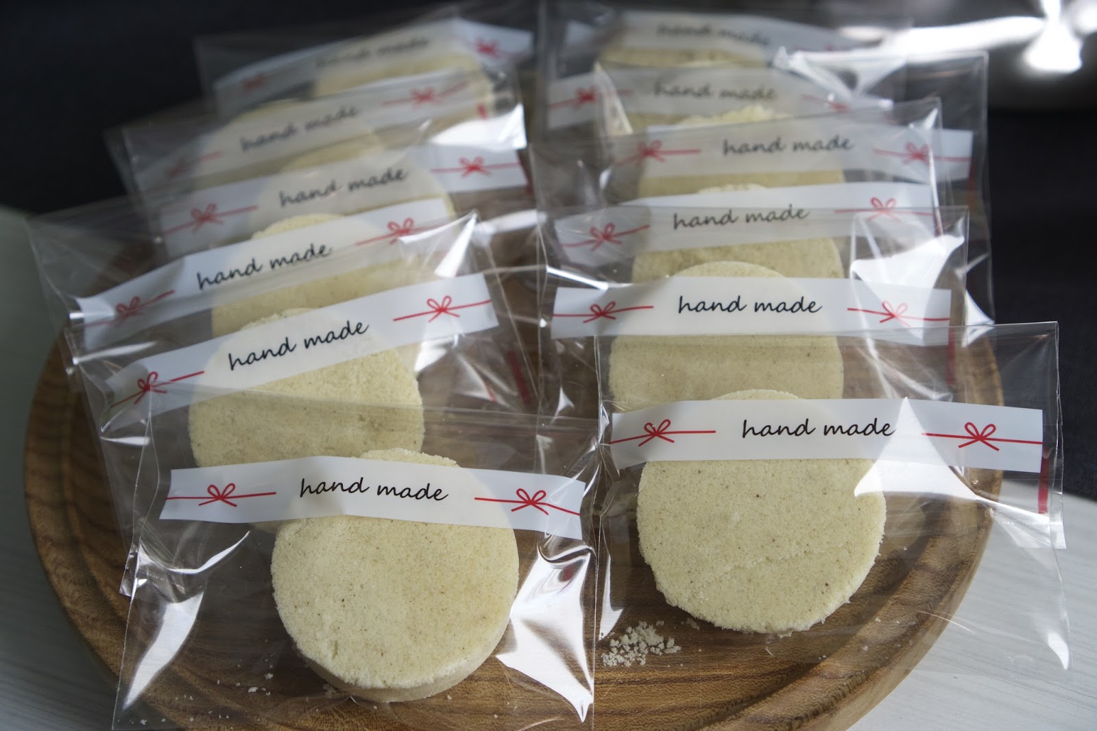 Tales of a Babbling Spoon: Classic Polvoron