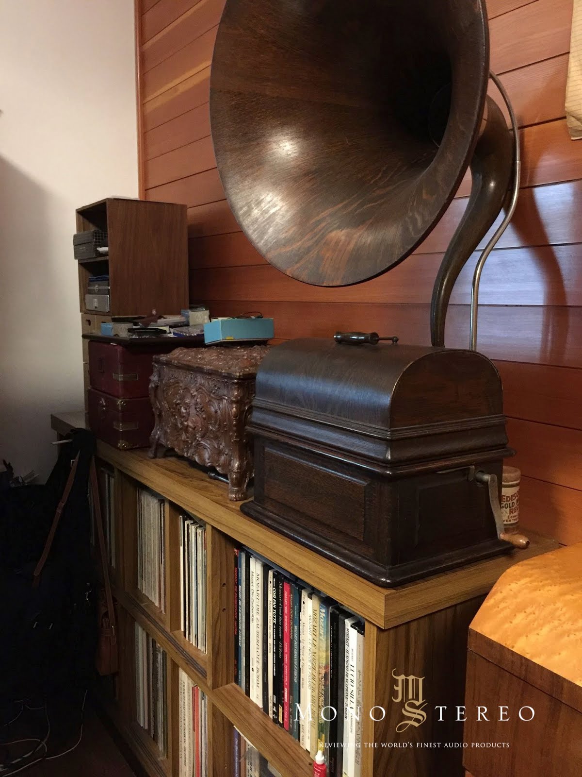 DS Master 1 in a very special analog company – Ultimate High-Fidelity