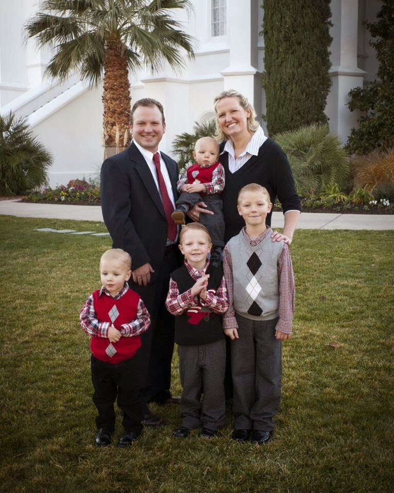 Bowler's Alley: Bowler family Photo Shoot at the St. George Temple