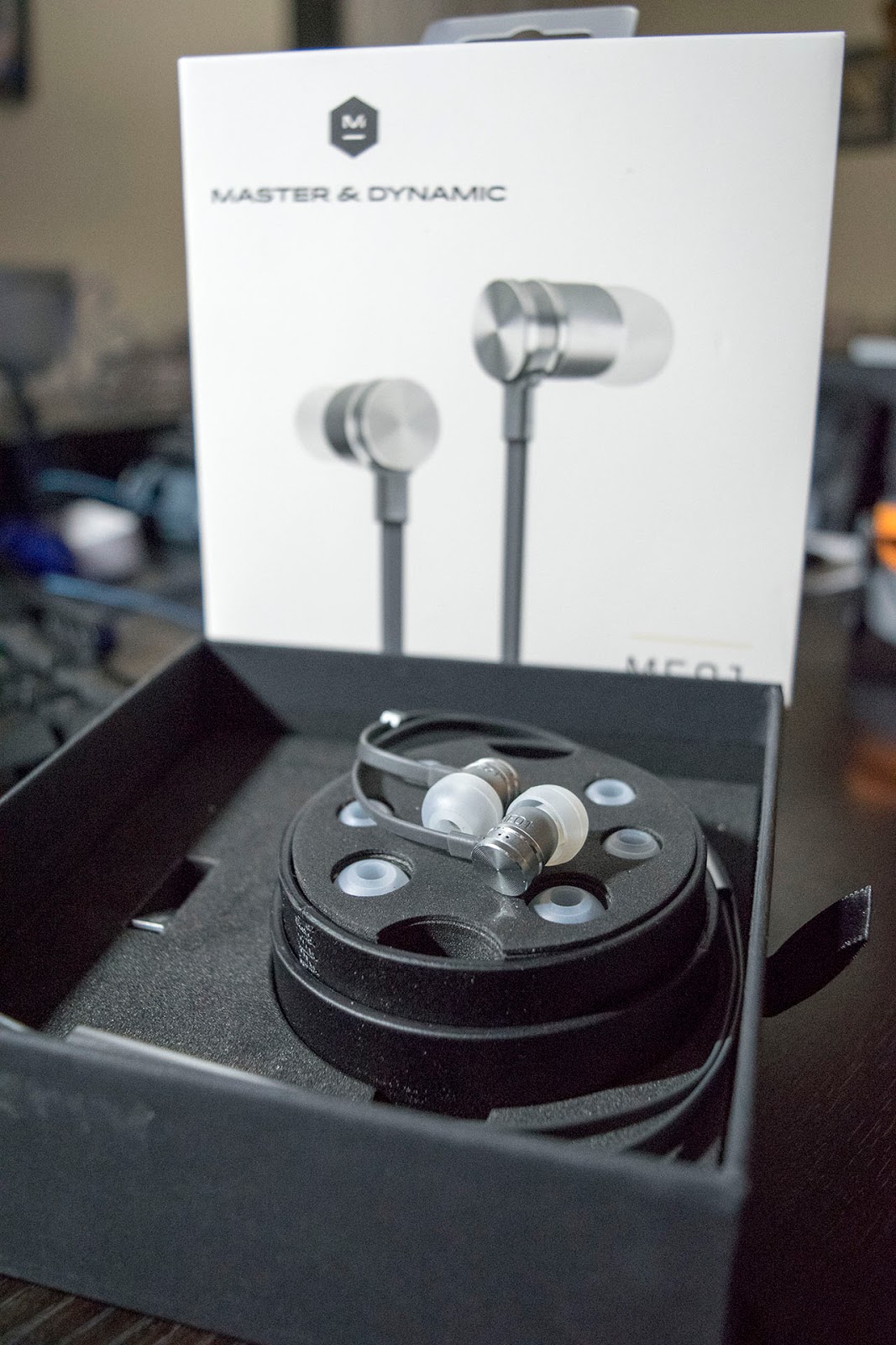 Master & Dynamic ME01 - Best high-end entry level in-ear headphone