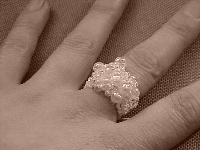 How to Bead Crochet a Ring using Elastic Tutorial / The Beading Gem