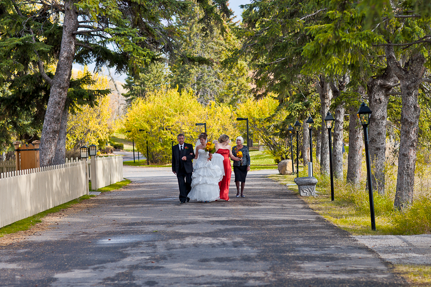 JL Wedding PhotoBlog: Calgary Wedding Photographer - Fish Creek Park ...