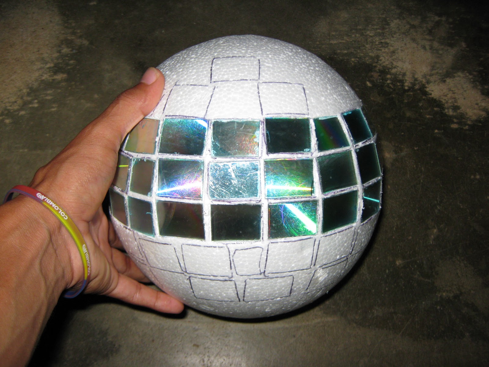 LoS cOnNoTaDoS: esfera espejada