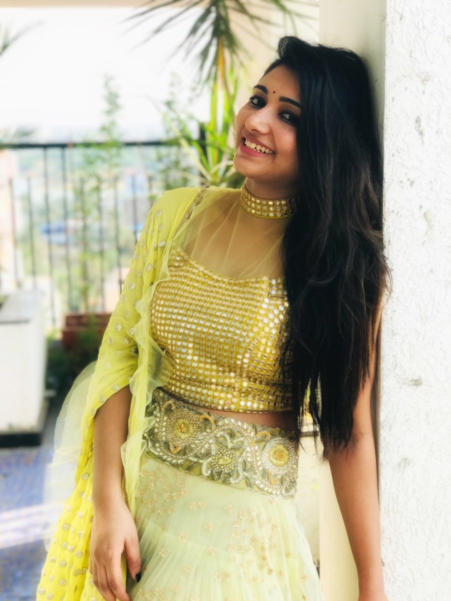 Adithi Menon Glam Photos - Latest Movie Updates, Movie Promotions ...