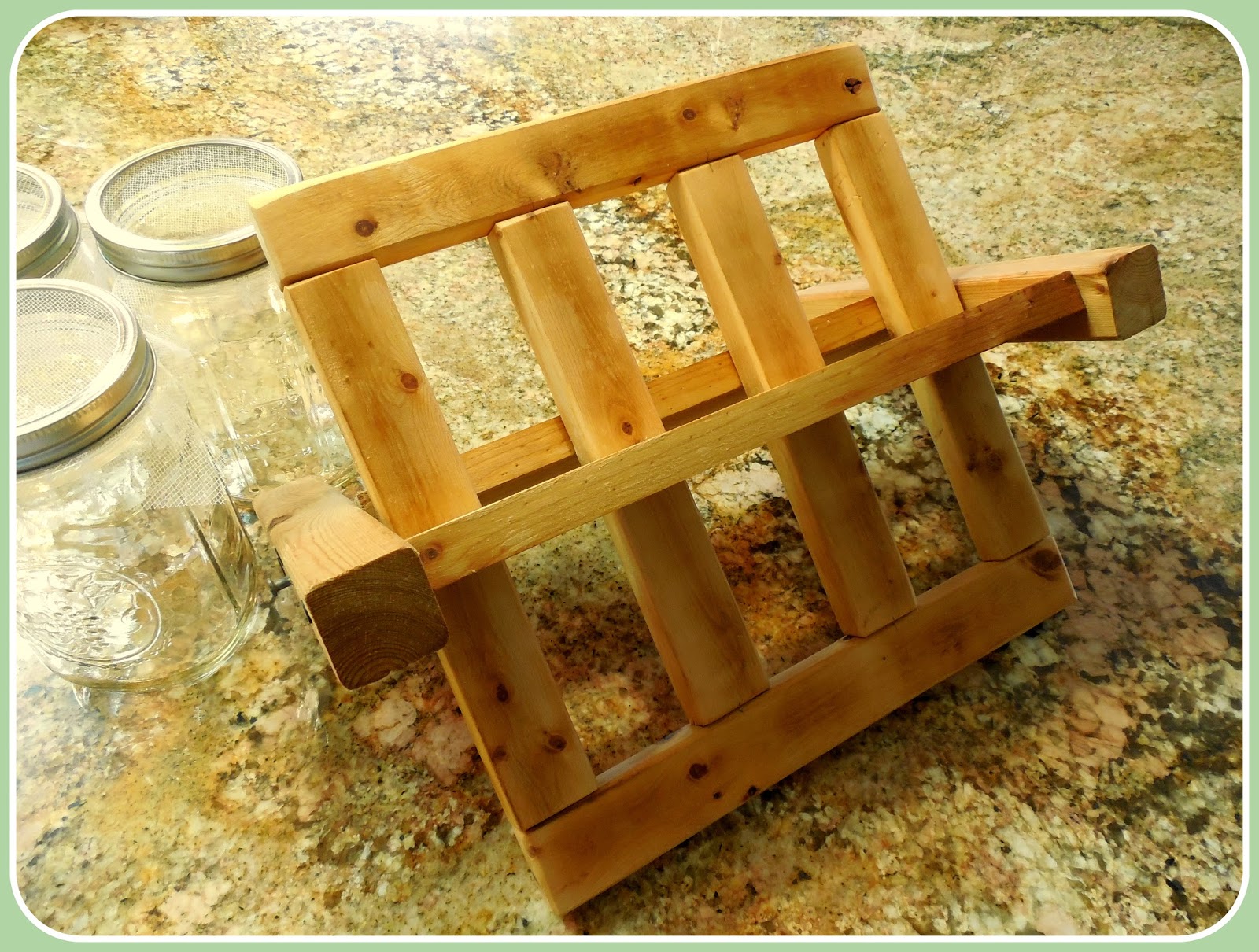 Wit's End Farm: Growing Sprouts at Home!