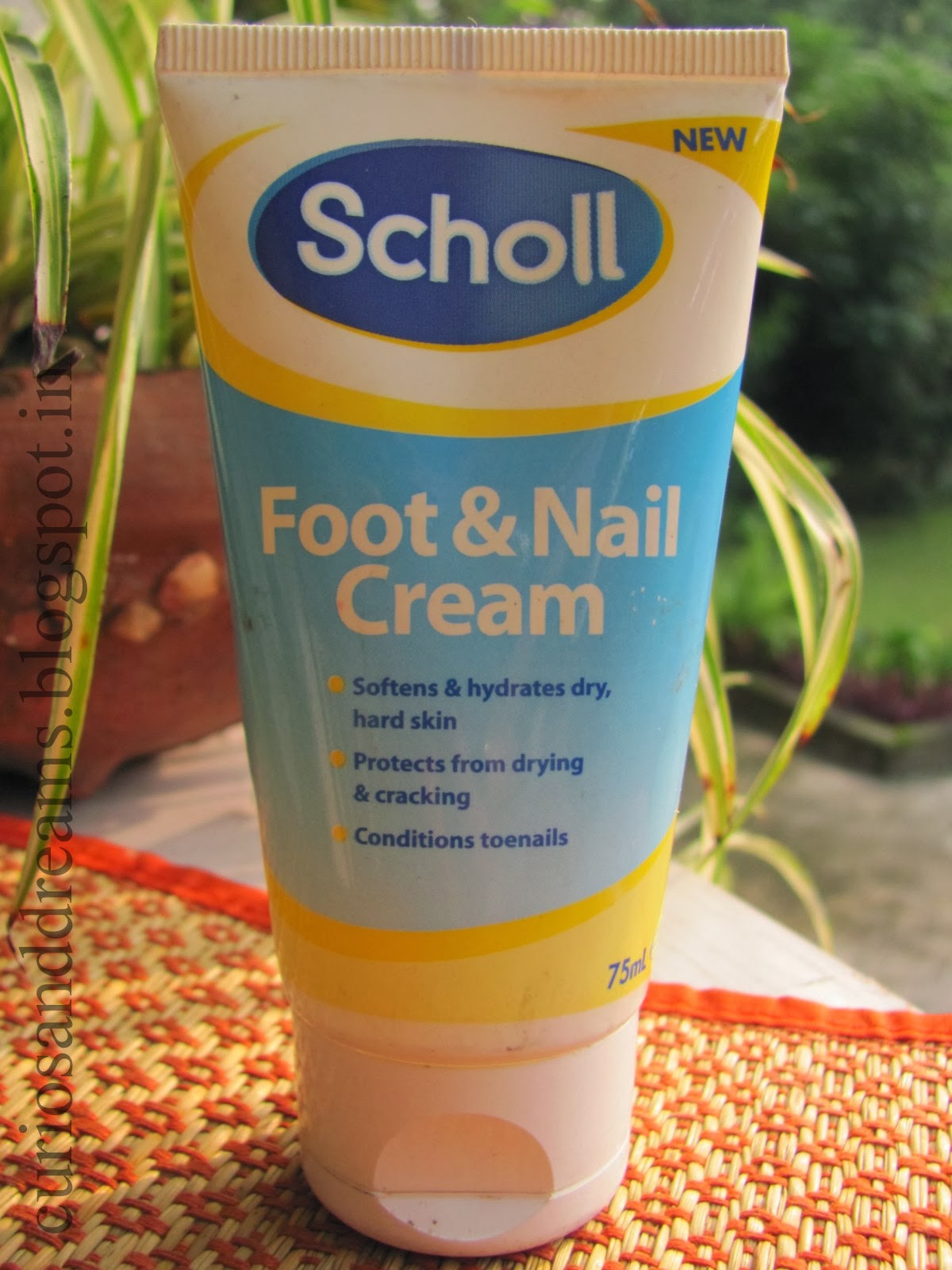 Scholl Foot and Nail Cream : Review - Curios and Dreams - Indian ...