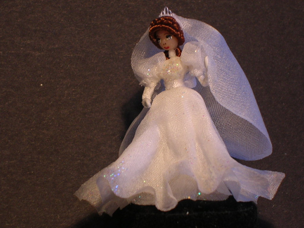 Quarter Scale Miniature Dolls and Tatting by Suzane