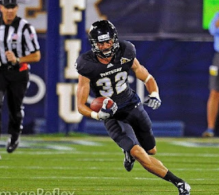 MAJOR MEN: JUSTIN HALLEY IS #32