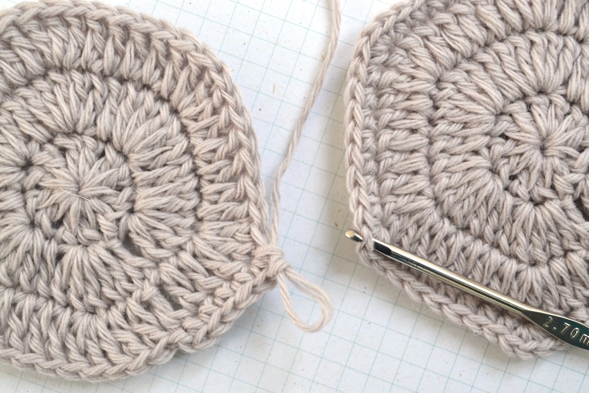 HOW TO: Two Ways to Join Stitches As-You-Go